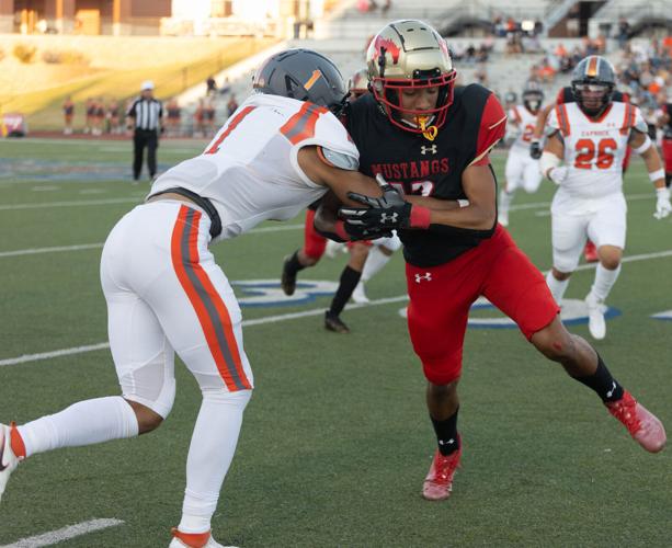 FOOTBALL | Caprock at Coronado photo gallery | Coronado | hubcitypreps.com