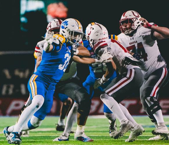 FOOTBALL | Tigers navigate trap well vs. Bronchos, storm to a 56-7 win ...