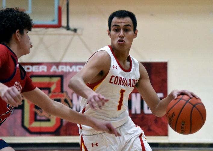 BOYS BASKETBALL | Mustangs can't find their groove, fall 52-40 against ...
