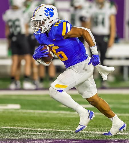 FOOTBALL | Carroll vs. Frenship photo gallery | Frenship | hubcitypreps.com