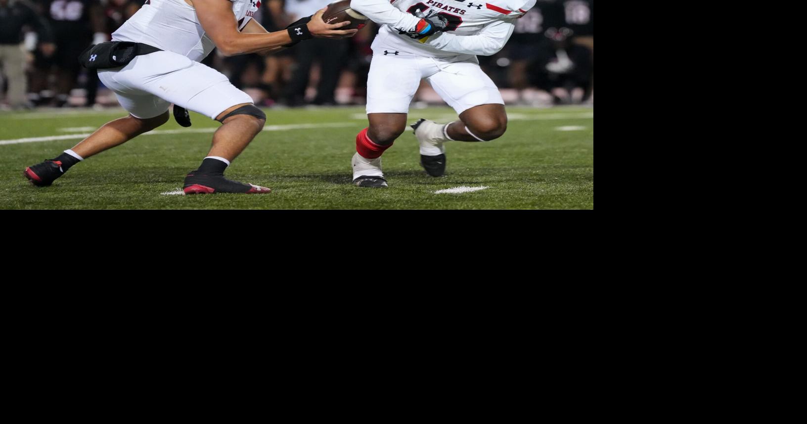 FOOTBALL | Patton's go-ahead kick sparks Pirates, offense dominates in ...