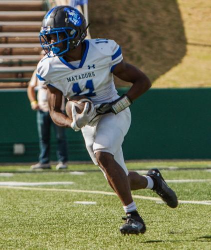 FOOTBALL | Estacado vs. Decatur photo gallery | Estacado | hubcitypreps.com