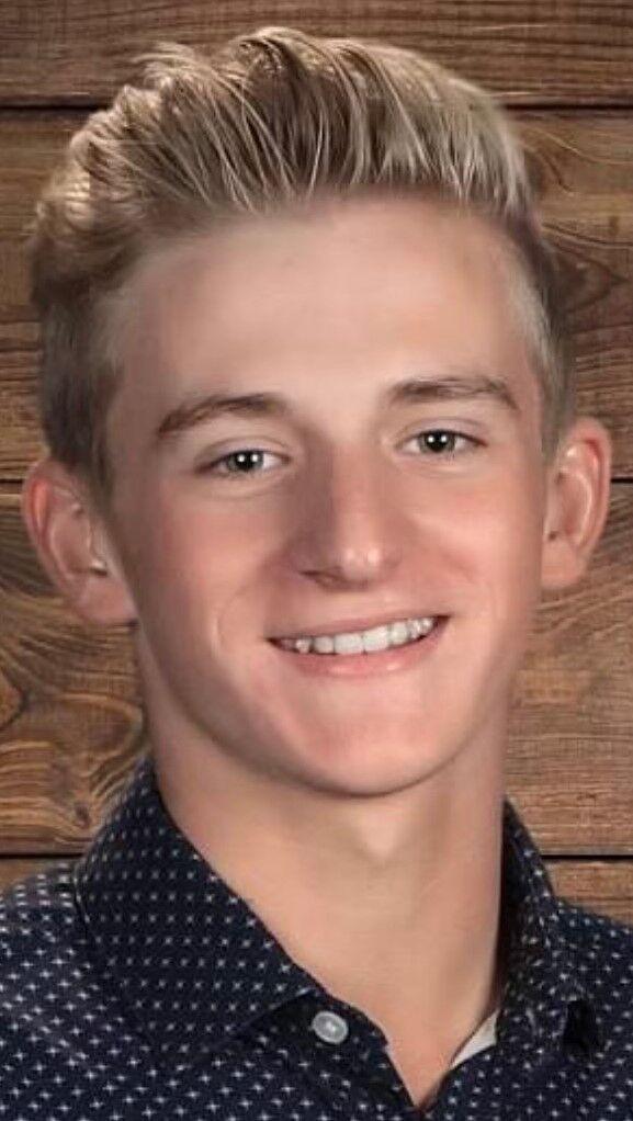 BOYS GOLF | LCP seizes control after 1st district round; DeFriend is ...