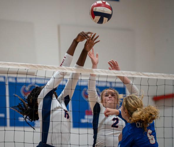 VOLLEYBALL | Covenant Christian at Trinity Christian photo gallery ...