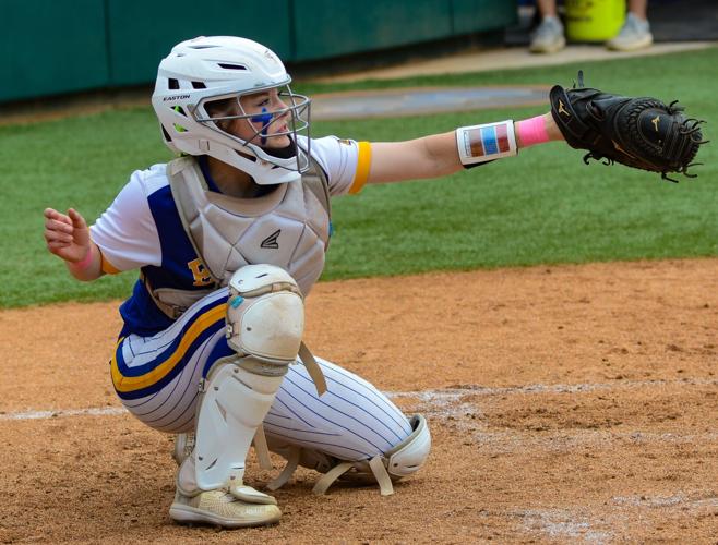 SOFTBALL | Lubbock Christian vs. Sacred Heart photo gallery | Lubbock ...