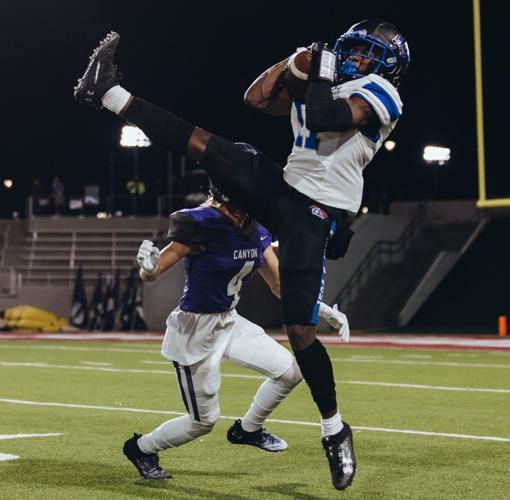 FOOTBALL | Estacado vs. Canyon photo gallery | Estacado | hubcitypreps.com