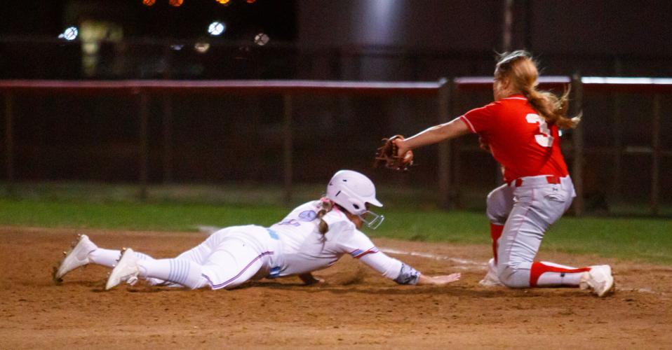 SOFTBALL | Relentless offense spurs Lady Plainsmen to a 17-7 triumph ...