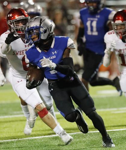 FOOTBALL | Matadors tumble to Sweetwater 39-25 with damaging 2nd-half ...