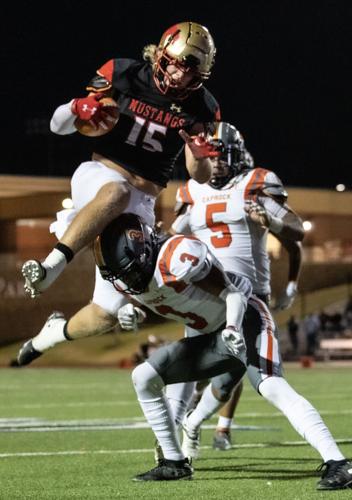 FOOTBALL | Caprock at Coronado photo gallery | Coronado | hubcitypreps.com