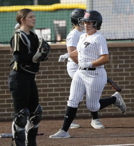 SOFTBALL | Andrews at LCP photo gallery | Lubbock-Cooper | hubcitypreps.com