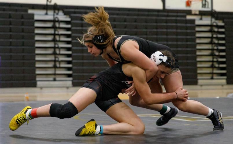 WRESTLING | District 4-5A Meet results | Wrestling | hubcitypreps.com