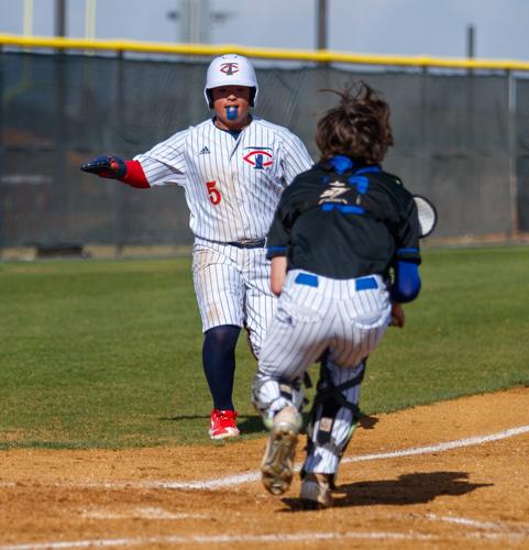 BASEBALL | Dallas Shelton-Trinity photo gallery | Trinity Christian | hubcitypreps.com