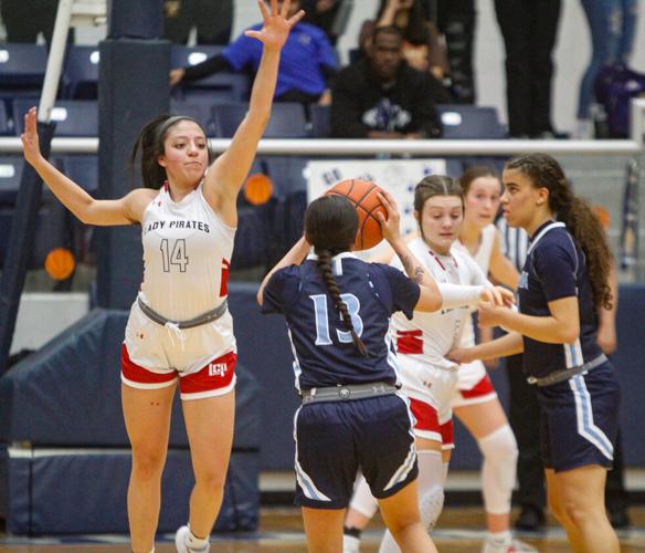 GIRLS BASKETBALL | LCP's 4th-quarter composure check, Esquivel's ...