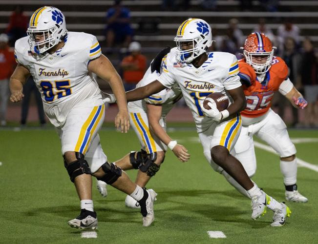 FOOTBALL | Friday Night Photos | Photo Galleries | hubcitypreps.com