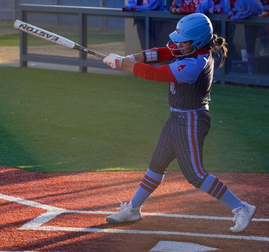 SOFTBALL | Late error dooms Monterey on the road; Lady Eagles churn ...