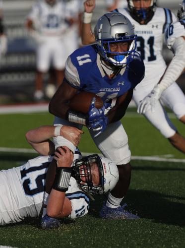 FOOTBALL | High-flying Matadors roar to a huge lead to dismantle Dumas ...