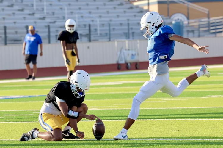 FOOTBALL | Frenship scrimmage photo gallery | Photo Galleries ...