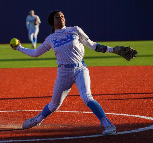 SOFTBALL | Monterey-Frenship photo gallery | Softball | hubcitypreps.com