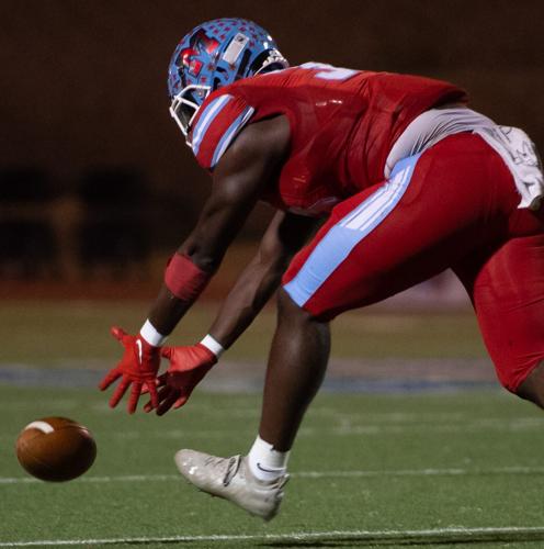 FOOTBALL | Coronado-Monterey photo gallery | Football | hubcitypreps.com