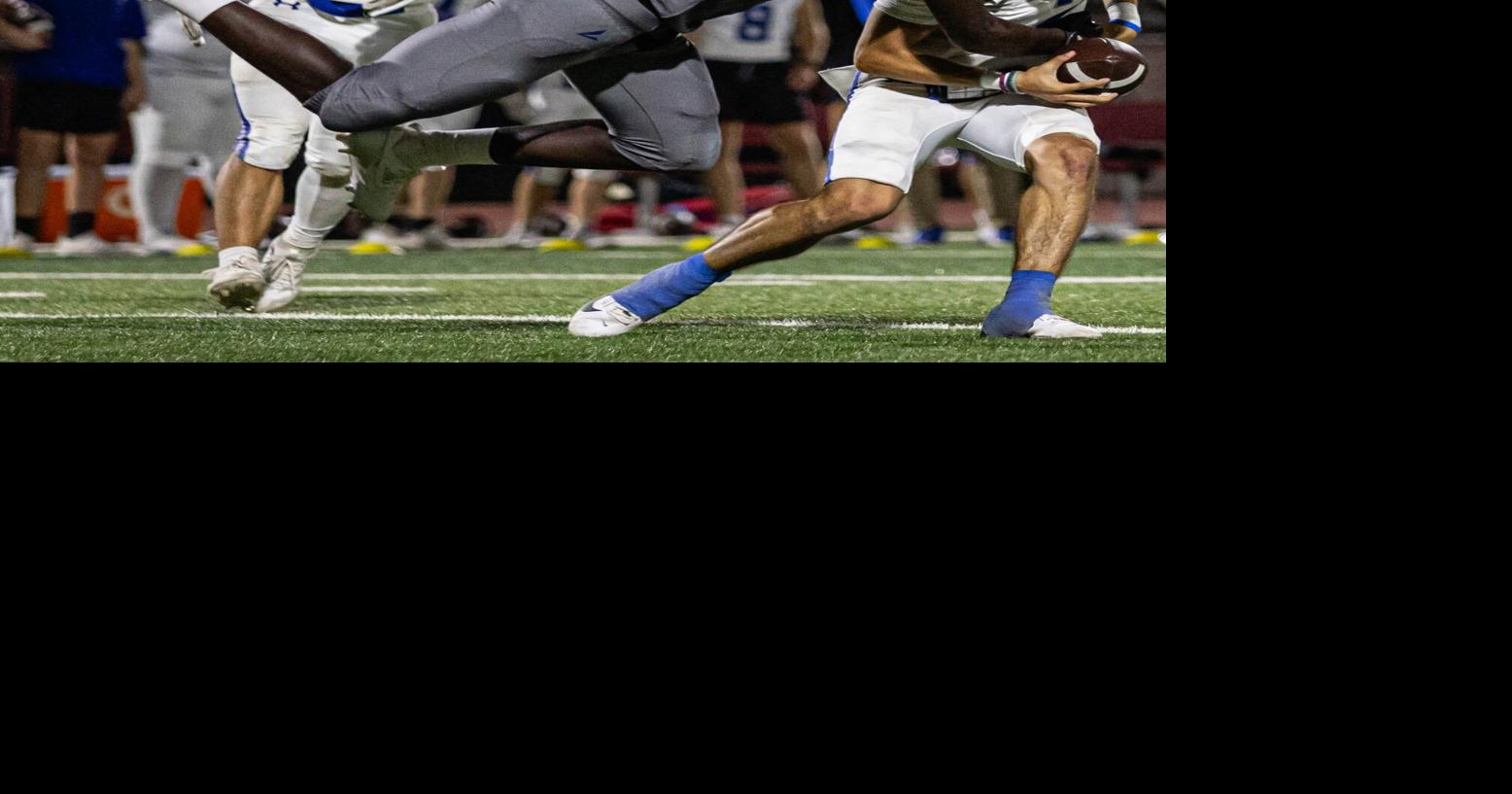 FOOTBALL | Warriors drop a razor-thin 22-21 decision in defensive ...