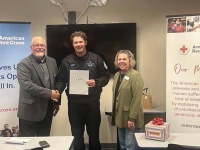 Allina Health EMT earns national Red Cross Award | Local News | hudsonstarobserver.com
