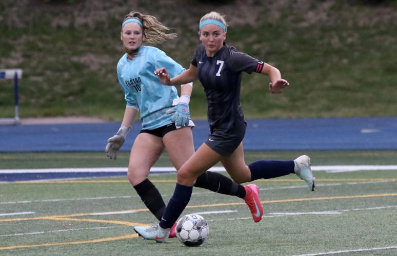 River Falls Wildcats leapfrog Hudson Raiders in Big Rivers Conference ...