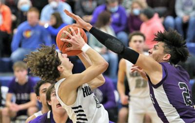 Boys Basketball: Hudson stuns fourth-ranked Eau Claire Memorial (8 ...