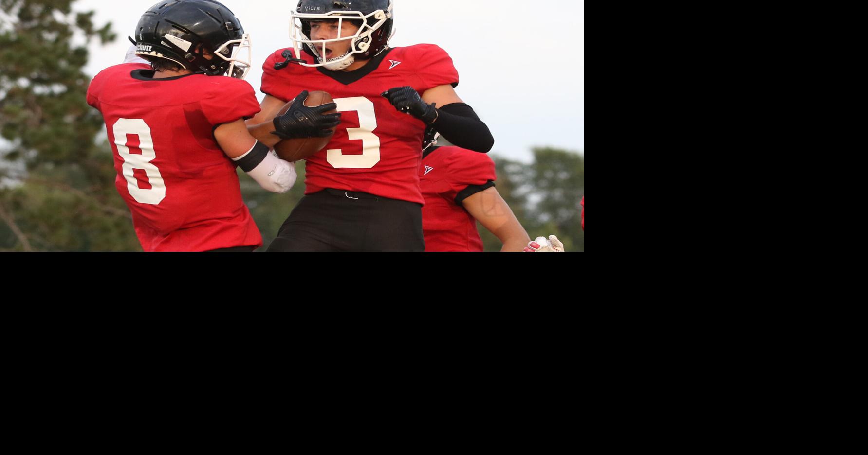 Football: Somerset opens season with a bang (11 photos) | Newsletter ...