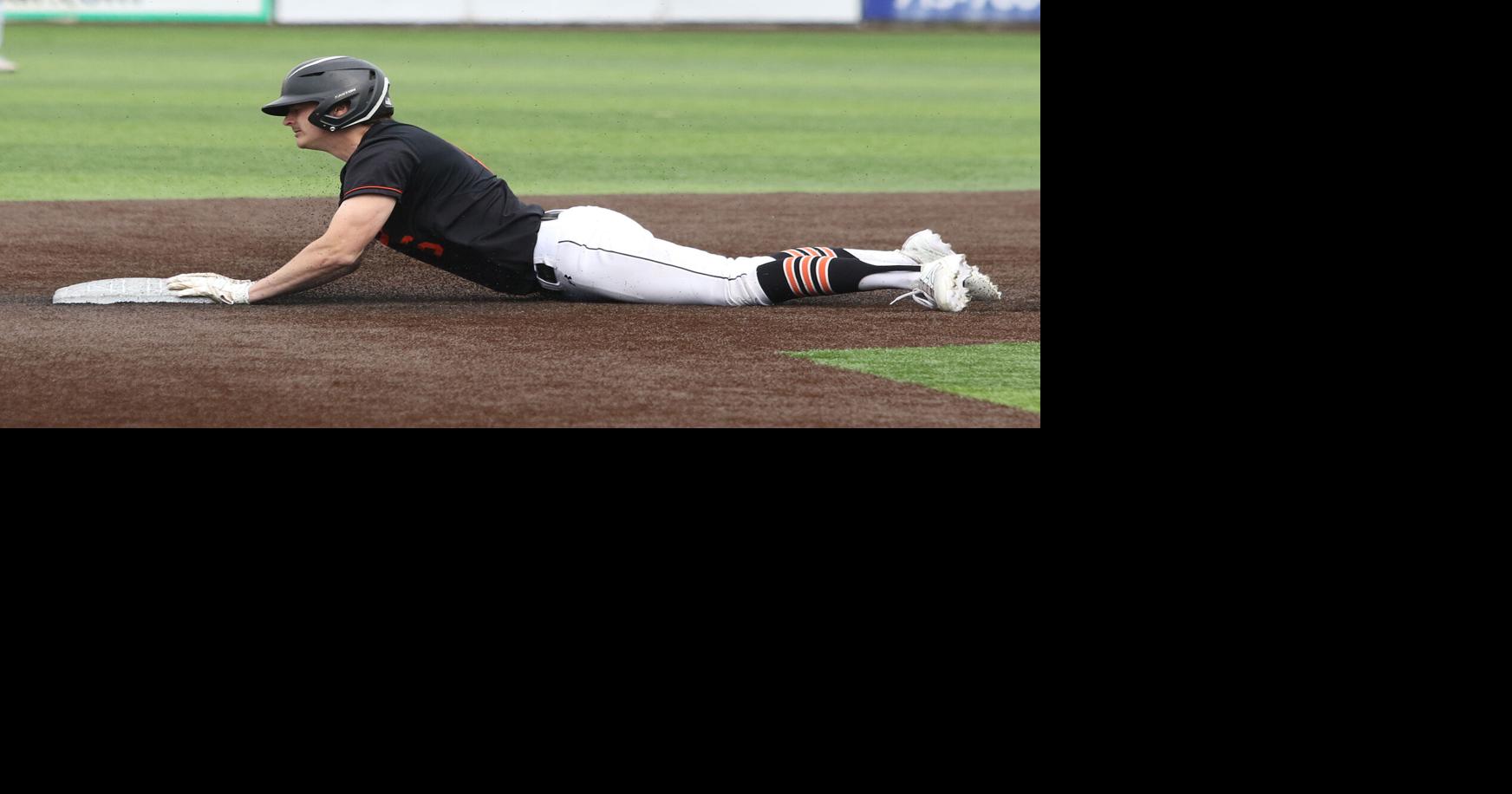 Max Kretovics, Aiden Eckert Sweep Awards | Sports | hudsonstarobserver.com