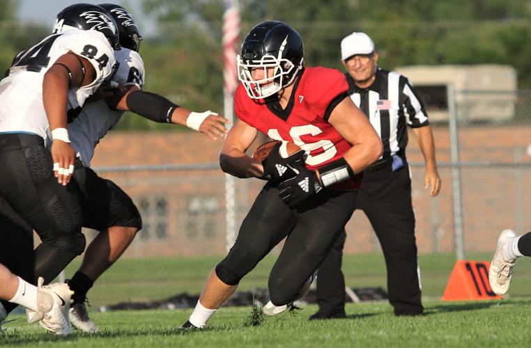 Spartans honor Larson’s legacy in season opening win (10 photos ...