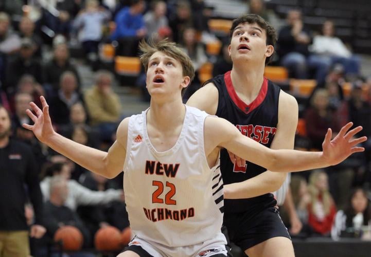 Check out seven more of our favorite sports photos from last week ...