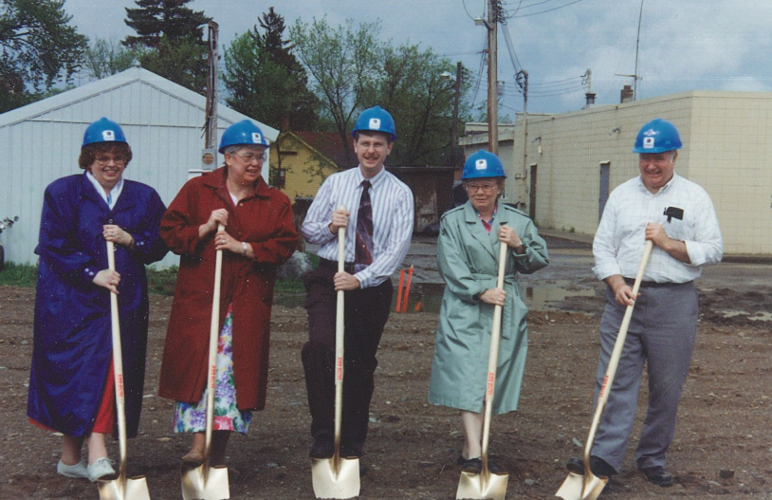 Somerset Library celebrates 50 years | Local News | hudsonstarobserver.com