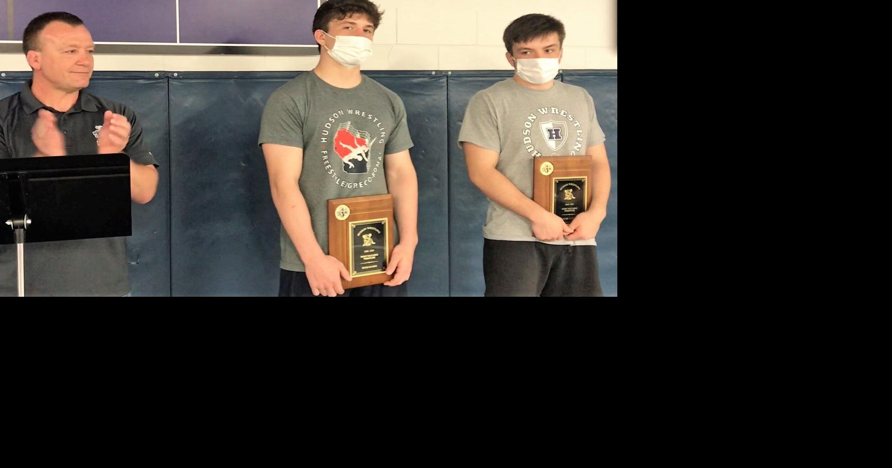 Hudson wrestling announces team awards | Schools | hudsonstarobserver.com