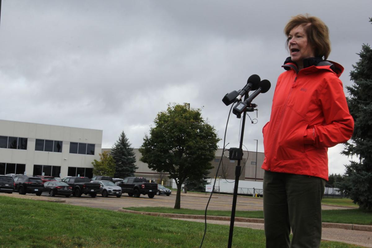 Senator Tina Smith visits UAW picket lines | Local News ...