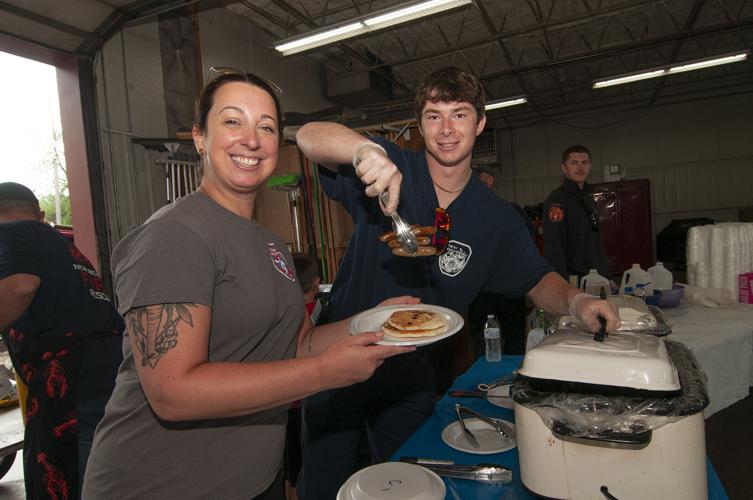PHOTOS: Five stars for New Richmond firefighter pancakes | Local News ...