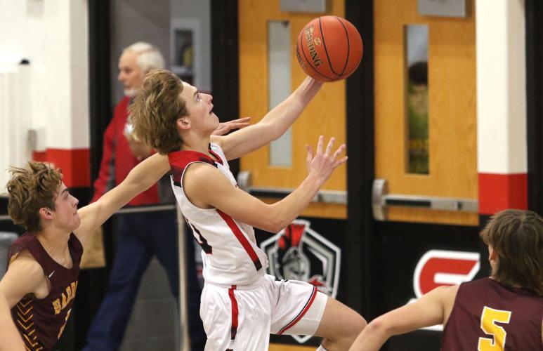 Boys Basketball: Somerset locks down Barron in season opener (11 photos ...