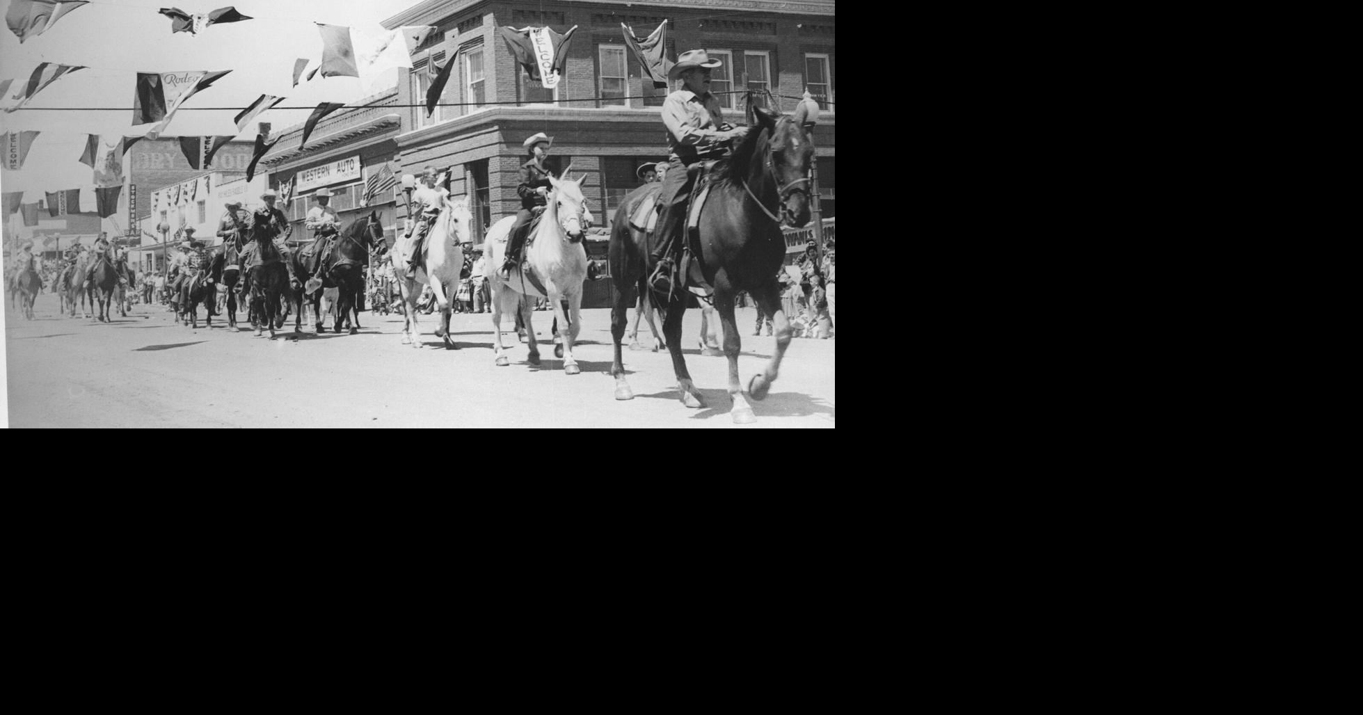 Corral Dust: Happy days are here again! Border Days Flag retirement ...