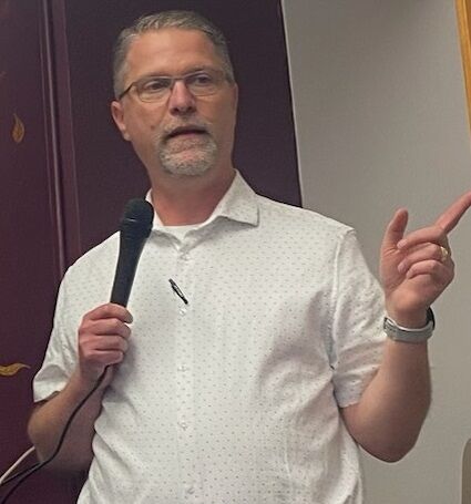 Tobe Finch brings Farm to Table talk to Cottonwood ...
