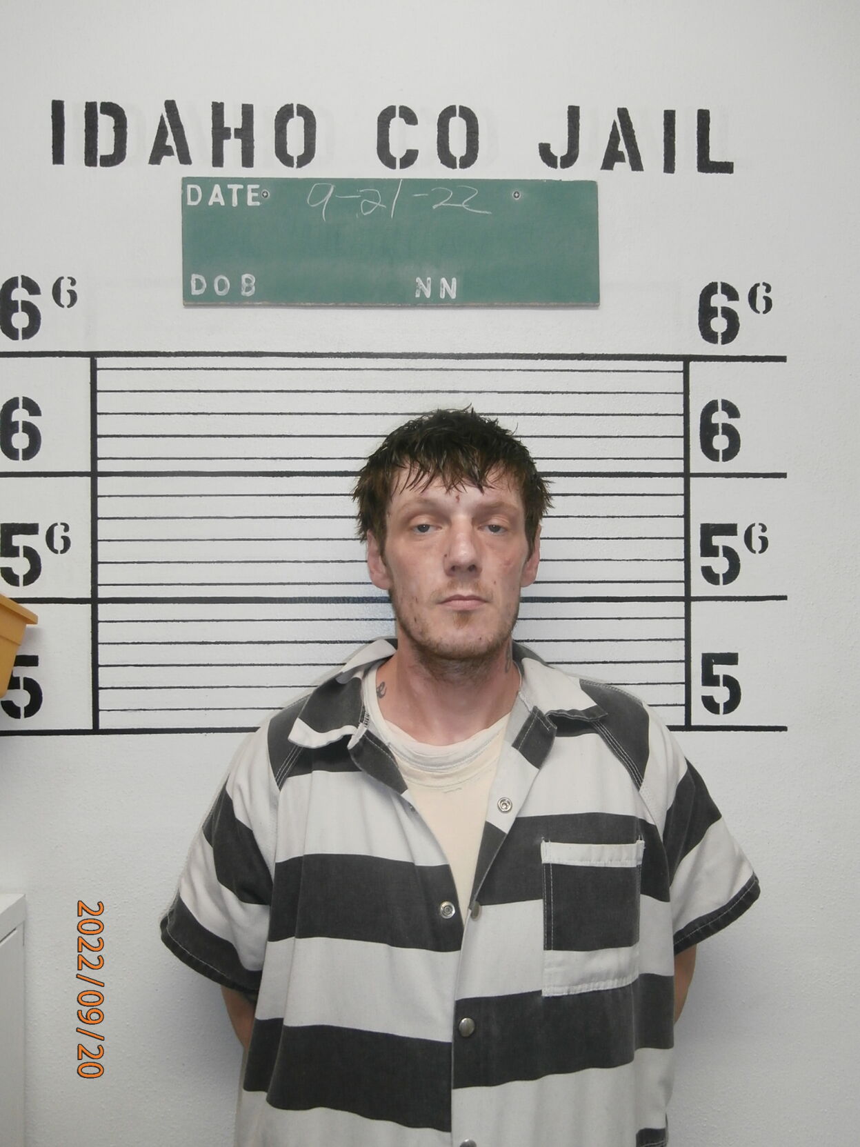 Unexpected visitors arrested on multiple drug, felony charges; suspect ...