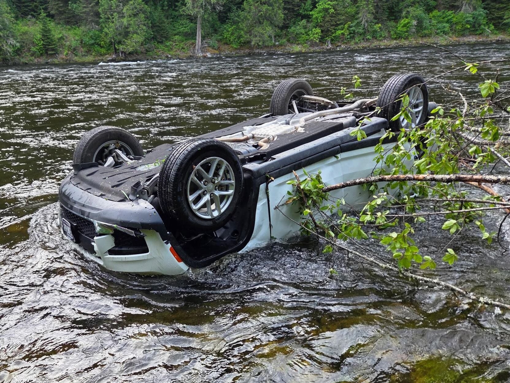 Victims Extract From Submerged Car | Kooskia News ...
