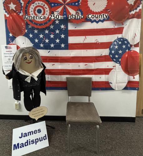 Patriotic Tater Display At Courthouse | Community ...