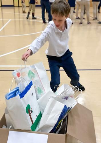 SPPS students serve community’s elderly; make gifts as part of Catholic ...