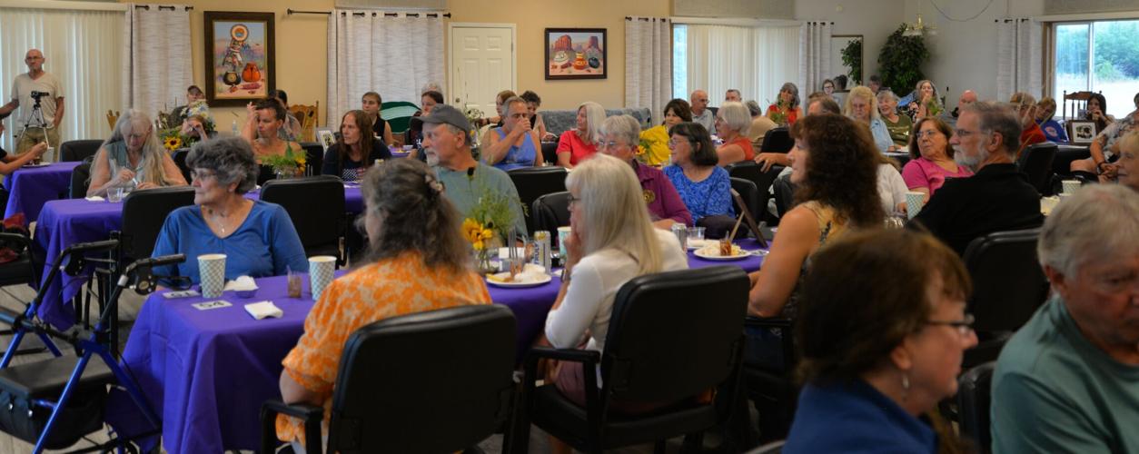 ARF night honors volunteers, raises funds for shelter | Community ...