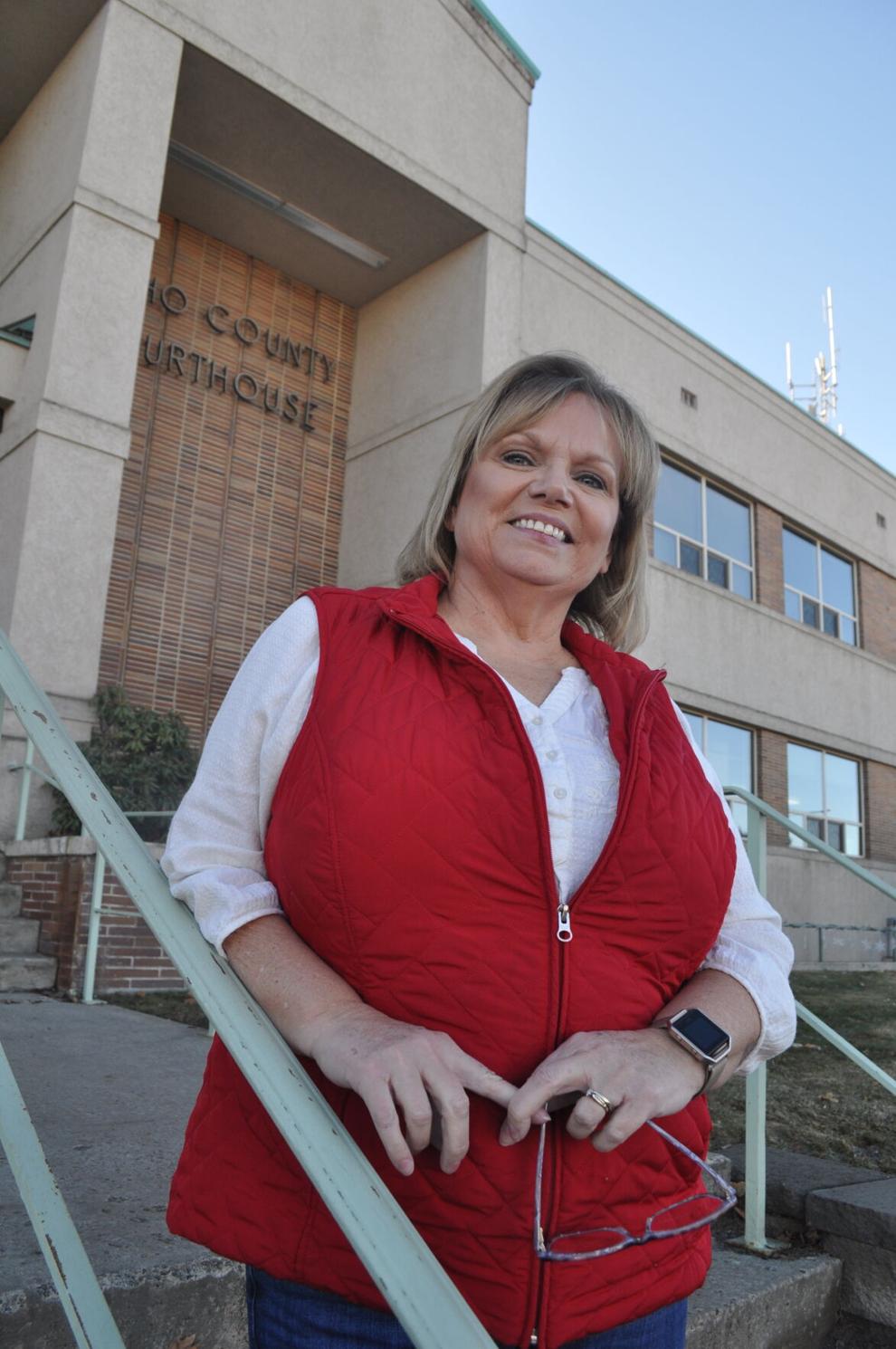 Nuxoll chosen to succeed as county assessor; Zehner retiring; last day ...