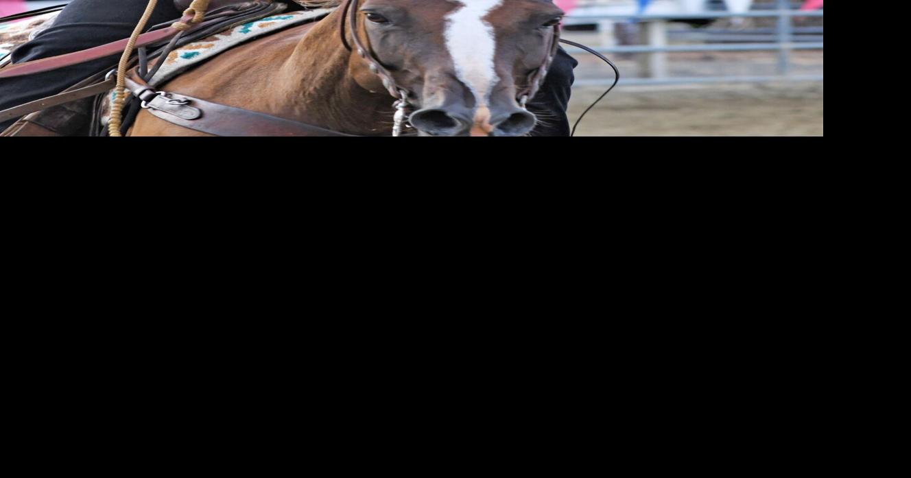 Holes crowned queen, Chmelik princess of Border Days Rodeo | Community ...