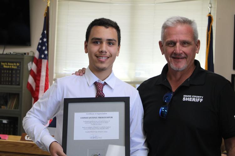 Sheriff Ulmer honors four teens | News | idahocountyfreepress.com