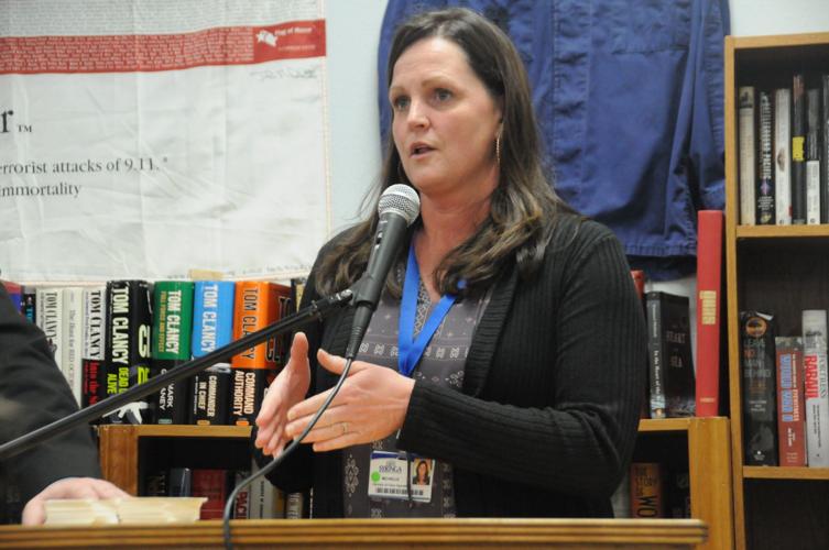 Veterans town hall meeting draws crowd | Community ...