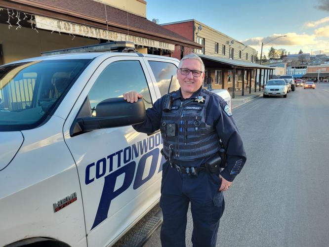 Quarter-century with city: Cottonwood Police Chief Terry Cochran to ...