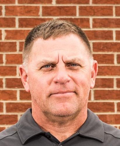 Errors doom Chargers against undefeated Hunter Huss