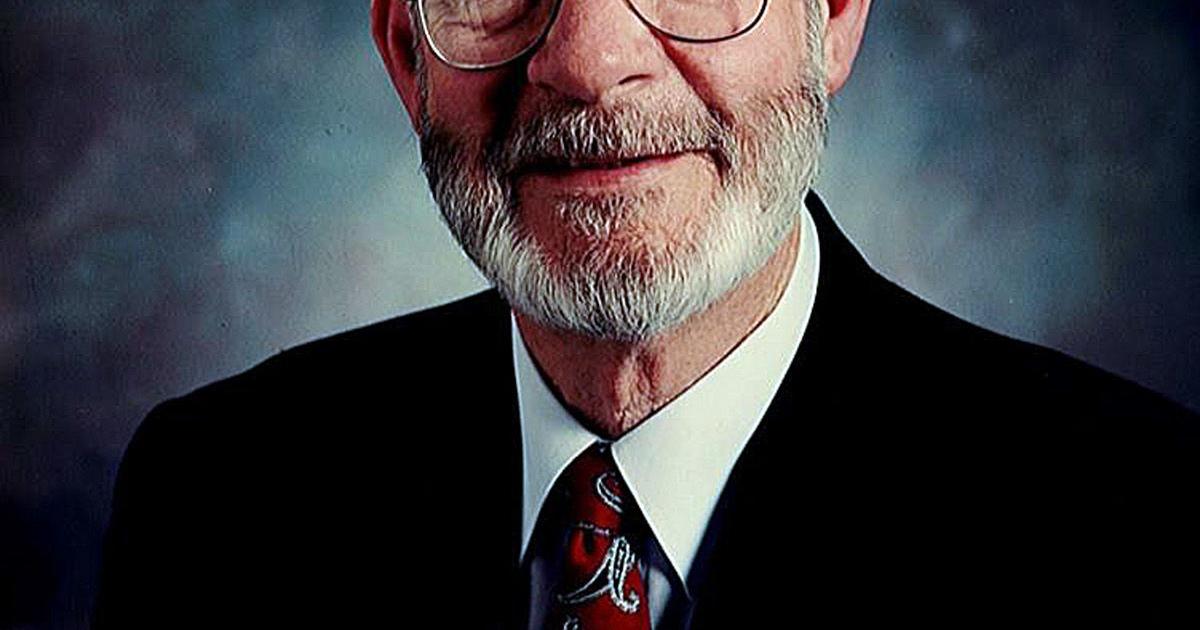 Former Kannapolis Mayor Ray Moss dies at 89